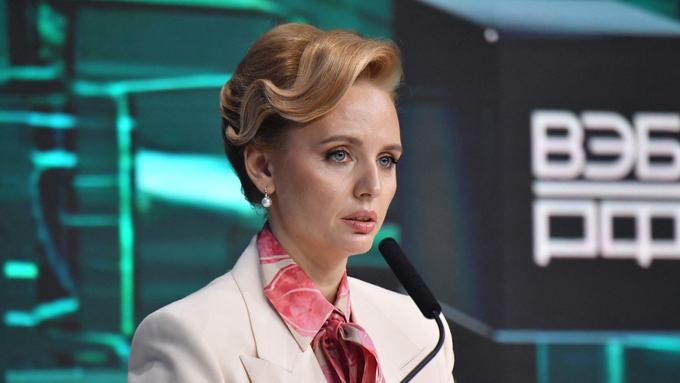 L’apparition inattendue des filles de Vladimir Poutine, Maria et ...