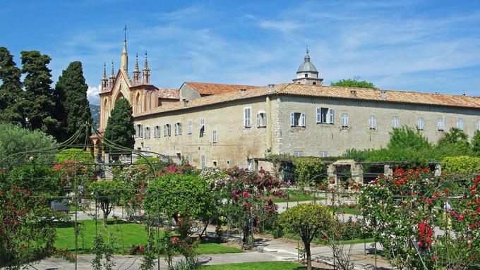 Mort d’Estelle d’Autriche à 46 ans : son mari et ses cinq enfants en deuil