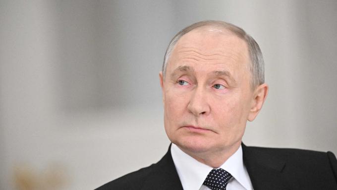 Des photos d’Ivan, 10 ans, le supposé fils caché de Vladimir Poutine ...