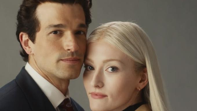 JFK Jr. et Carolyn Bessette : le casting de la série consacrée au ...