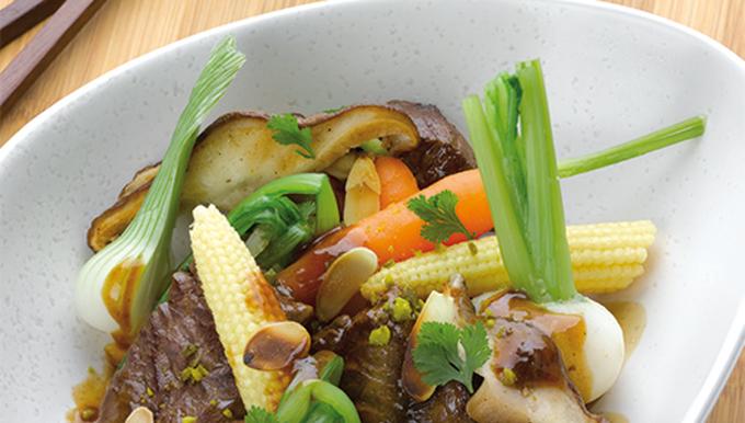 Wok d'onglet de veau flambé au Calvados