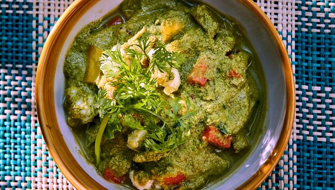 Curry vert de légumes végétarien
