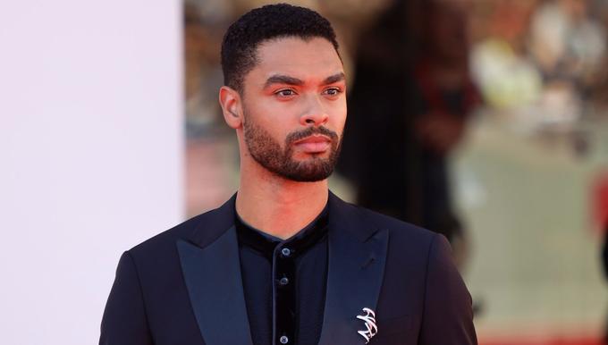 Regé-Jean Page est «l'homme le plus beau du monde», selon la science