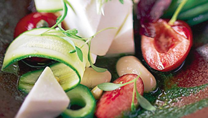 Feta et pickles de cerises