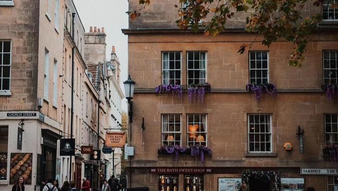 Nos bonnes adresses à Bath sur les traces des héros de la série Bridgerton