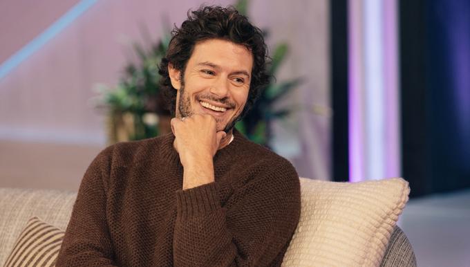 Mais pourquoi Adam Brody est-il au cœur d'un tel phénomène