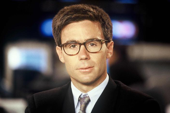 こう見えてド変態現役女子大生 中年オジサマのくっさい精子が好きすぎて口内と膣中で金玉汁いただきます。