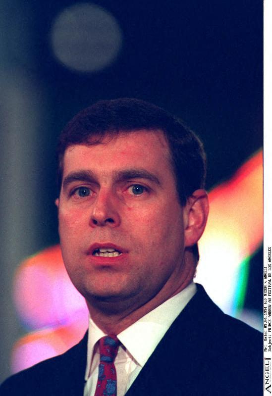 PHOTOS - Prince Andrew : retour sur son évolution physique