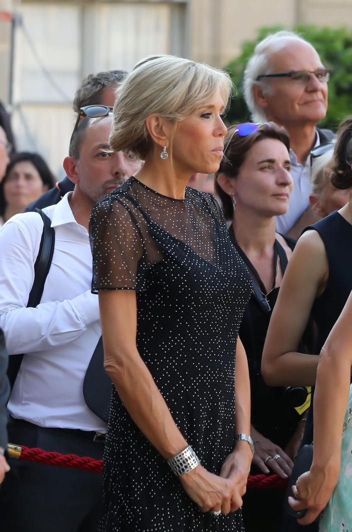 PHOTOS - L'évolution coiffure de Brigitte Macron de son premier jour à ...