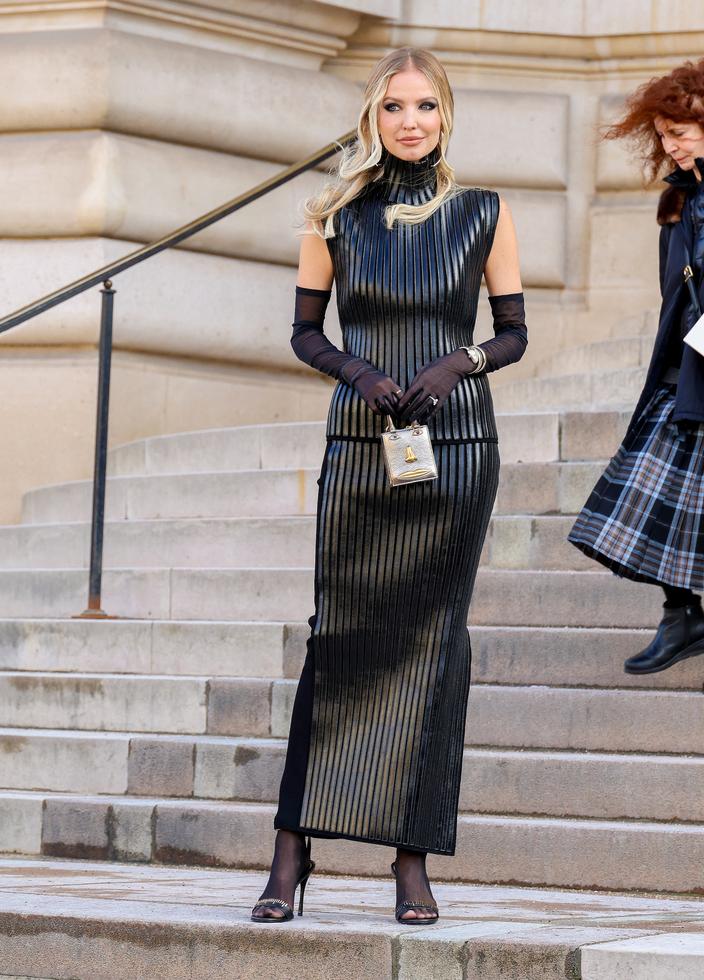 PHOTOS - Carla Bruni, Philippine Leroy-Beaulieu... Schiaparelli lance ...