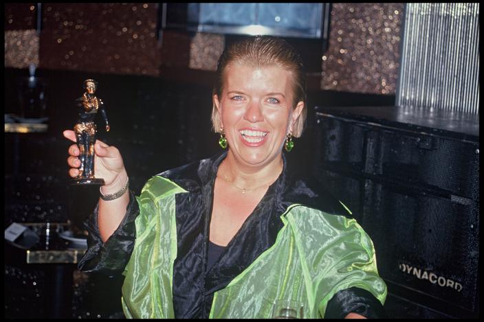PHOTOS - Mimie Mathy : son évolution physique en images