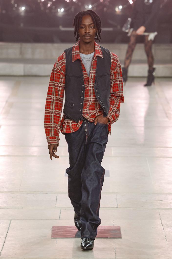 FASHION WEEK DE PARIS - Isabel Marant repousse les limites de l’allure ...