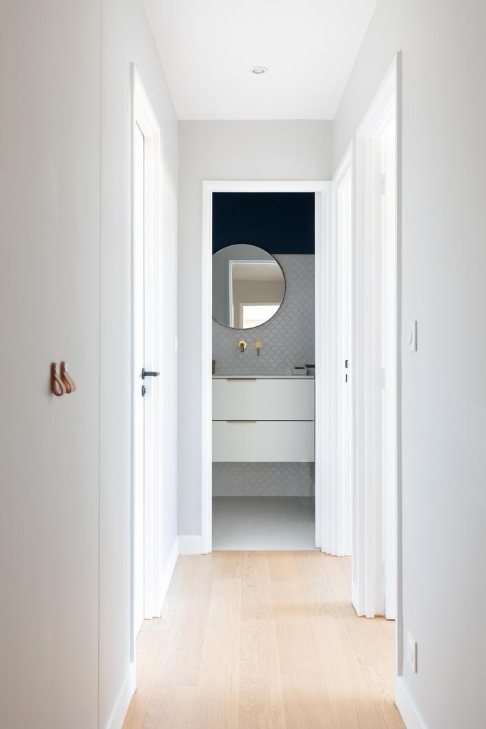 En photos, visite privée d'un appartement parisien fraîchement rénové ...