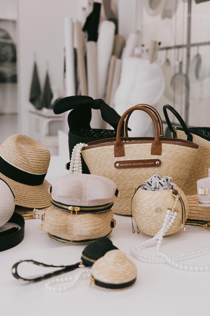Une nouvelle adresse pour Valentino, les paniers chics de Maison Michel ...