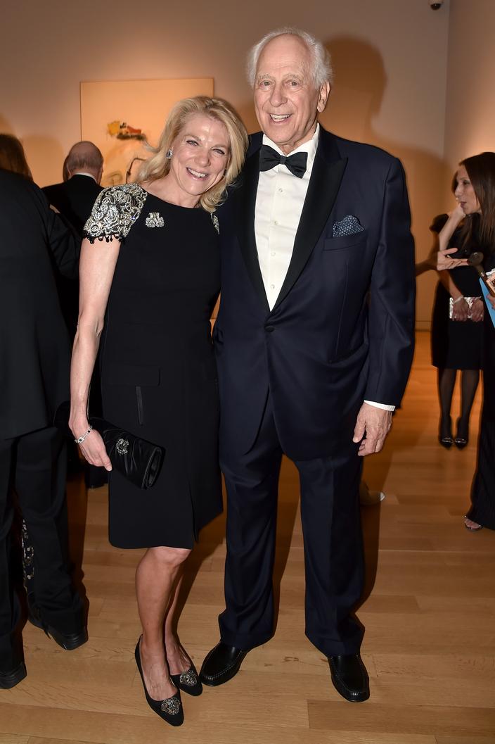 «Ils la détestent tous» : honnie de ses beaux-enfants, la veuve Lady de ...