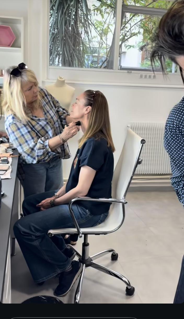 Adeline Blondieau et Bénédicte Delmas “amies” depuis la fin de Sous le ...