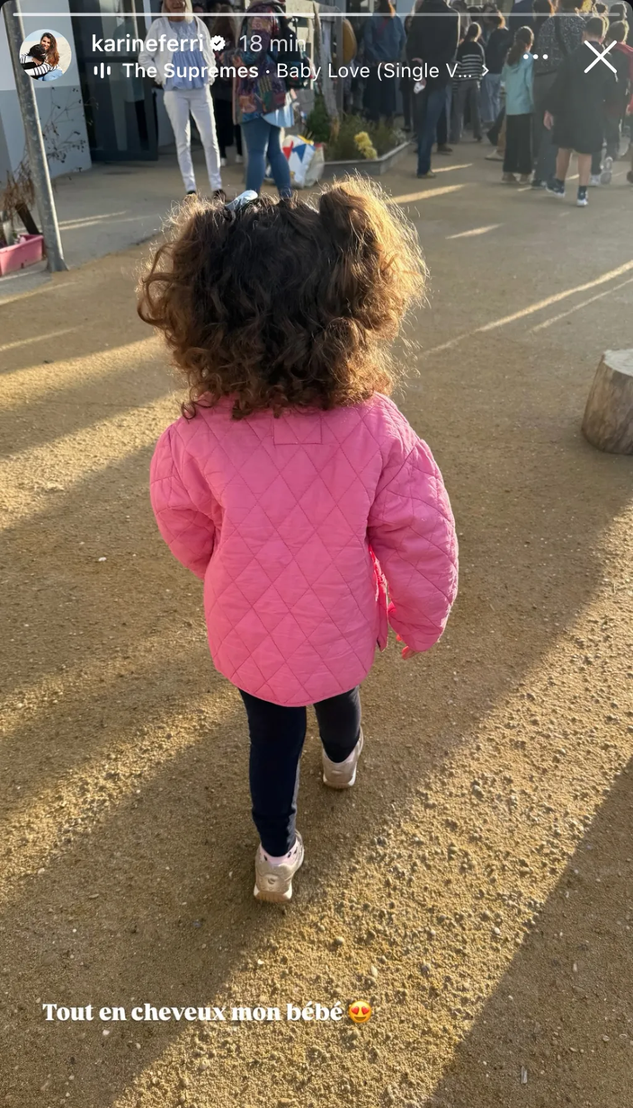 Karine Ferri dévoile de rares photos de ses 3 enfants pour la rentrée ...