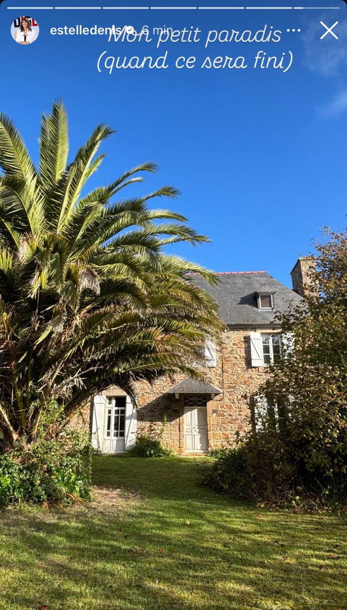 Estelle Denis dévoile une photo de sa superbe maison bretonne : “Mon ...