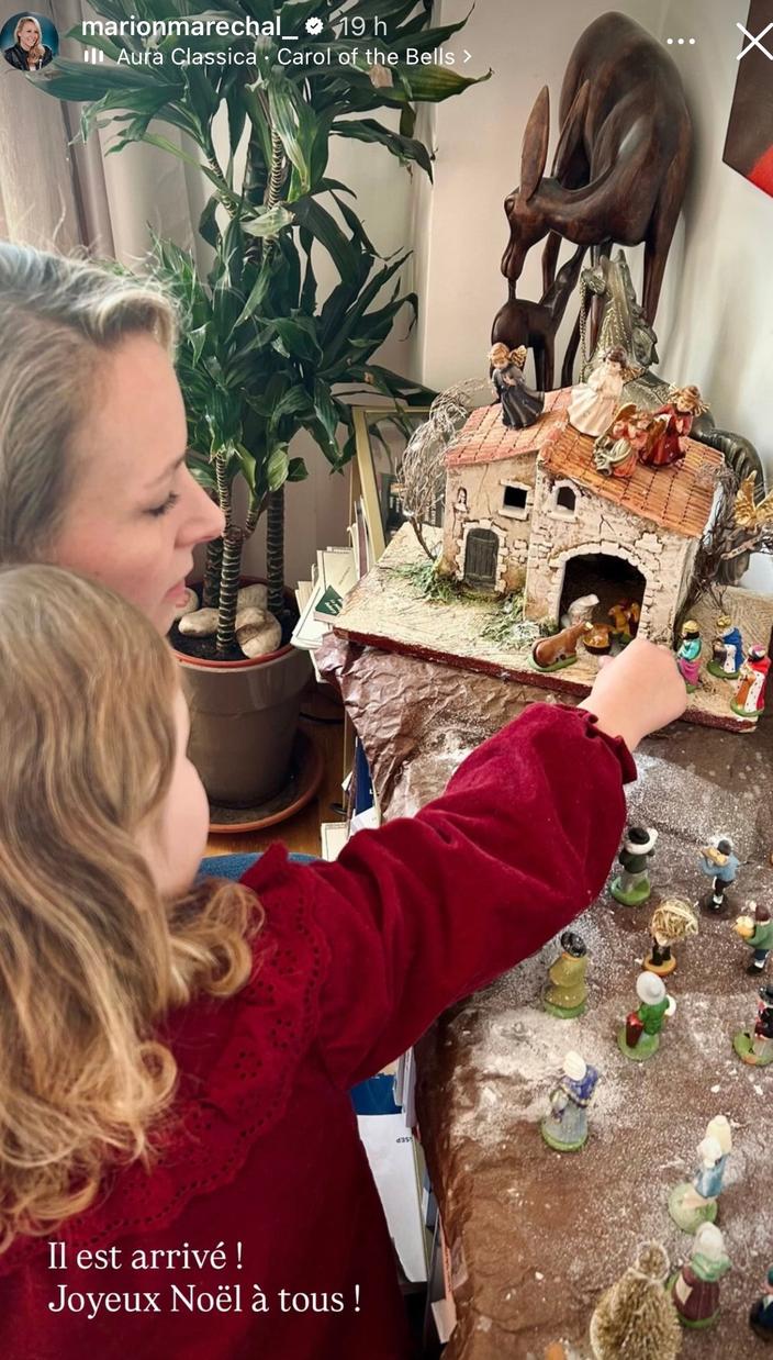 Marion Maréchal : pour Noël, elle dévoile un rare et tendre cliché avec ...