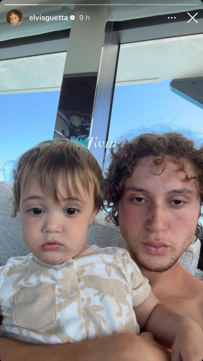 David Guetta, ses fils Cyan, 11 mois, et Elvis, 21 ans, réunis : “Des jumeaux”