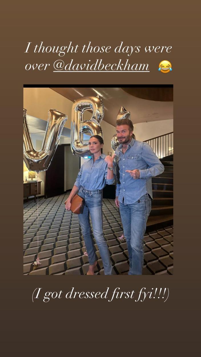 Humour et nostalgie : les Beckham s'affichent assortis en total look denim