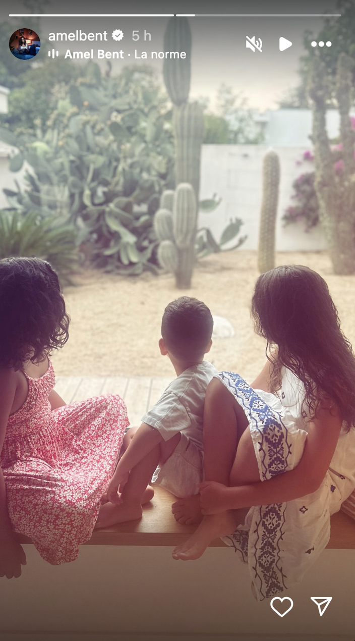 Amel Bent : ses 3 enfants réunis sur un rarissime cliché, on craque complètement