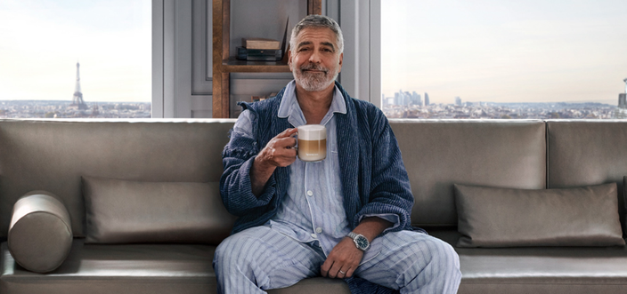 En vidéo, Camille Cottin fait la leçon à Jean Dujardin et George ...