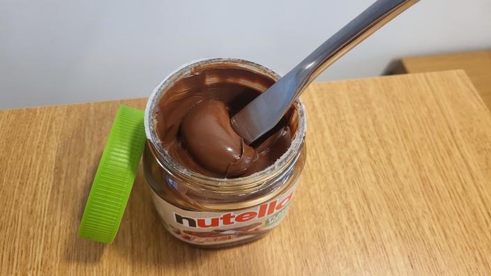Goût, texture… On a testé le Nutella vegan, vendu à partir de ce ...