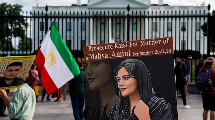 «de Quoi La Mort De Mahsa Amini En Iran Est Elle Le Nom