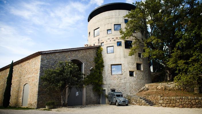 Le studio de Brad Pitt en Provence en photos inédites