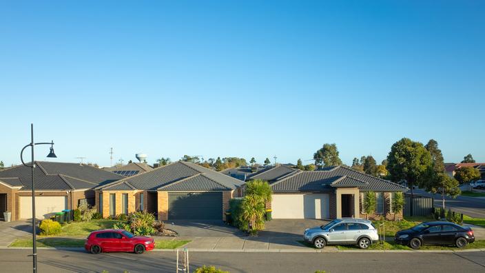 Mon voisin se gare devant chez moi : que faire