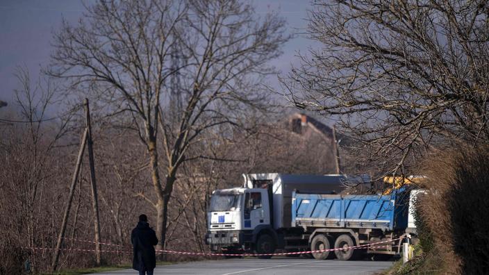 Que se passe-t-il à la frontière entre la Serbie et le Kosovo