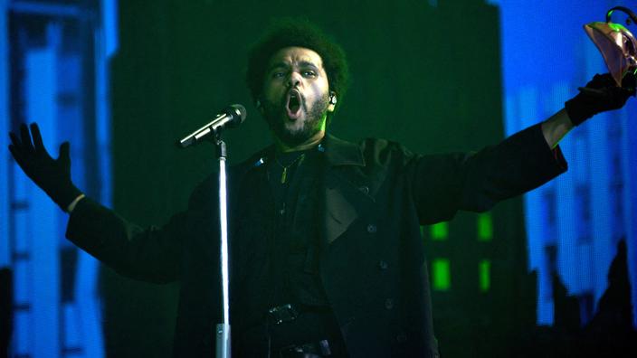 Blinding Lights de The Weeknd devient la chanson la plus écoutée de l'histoire de Spotify