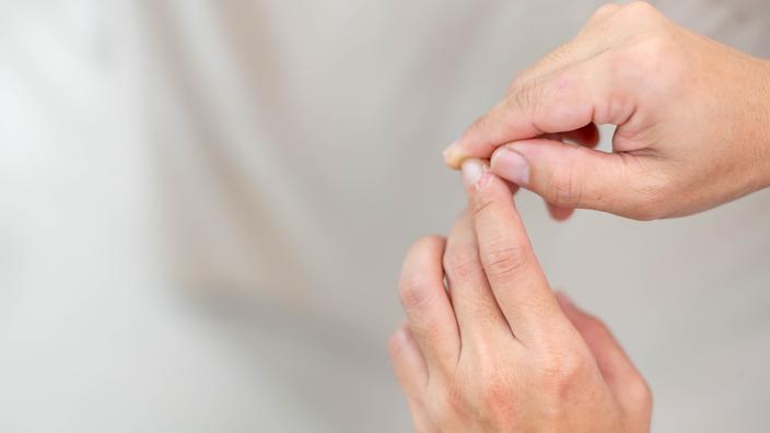 Comment reconnaître et soigner un panaris