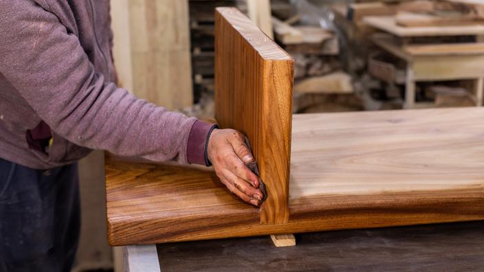 Huile de lin : comment l'utiliser pour entretenir le bois