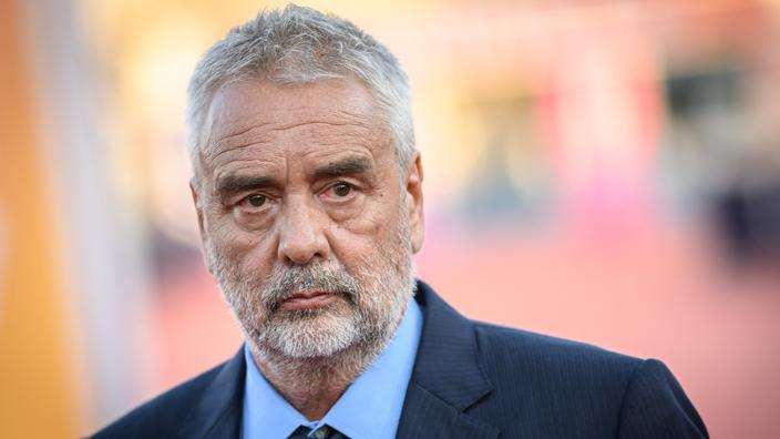 Luc Besson prépare une adaptation de Dracula avec Christoph Waltz et ...