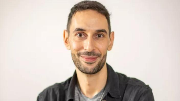 Éric Chacour couronné par le prix des Libraires 2024 pour Ce que je ...