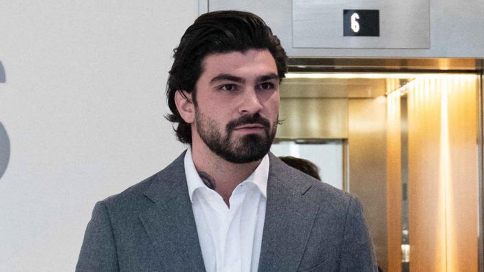 Qui est Bruno Pelat, le compagnon d’Iris Mittenaere qu’elle accuse de violences