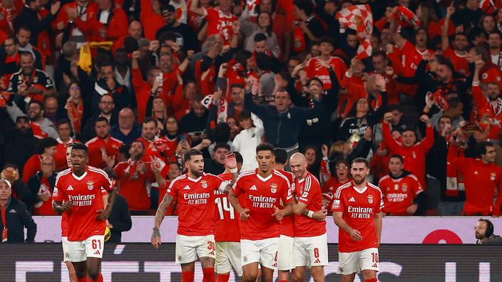 Football : Benfica sort vainqueur du Classique portugais contre Porto