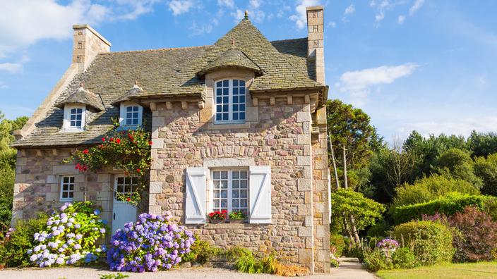 Construire une maison en pierre : les avantages et les inconvénients