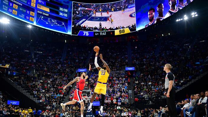 NBA : 42 points, 40 ans, éternel LeBron James qui «rejoint» Michael Jordan