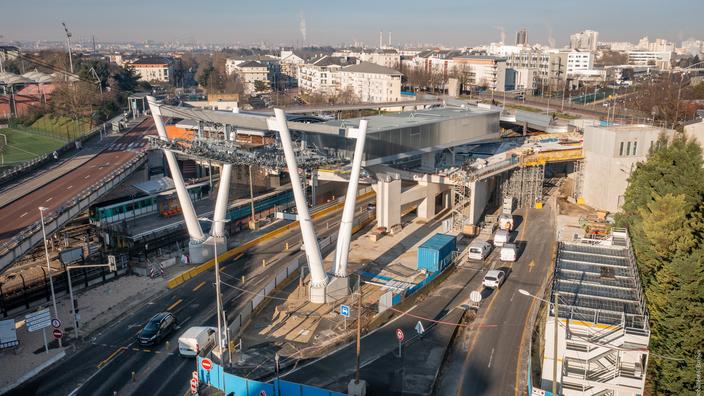Le Câble 1, premier téléphérique d’Île-de-France, accueillera ses premiers voyageurs avant la ...