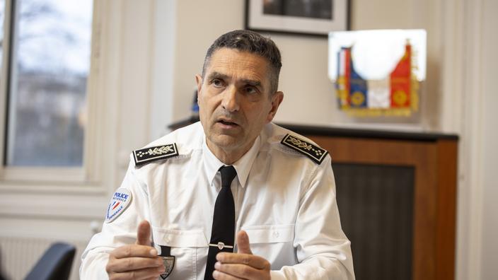 Louis Laugier, DG de la police nationale : «Nous frappons un point de ...