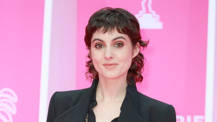 INTERVIEW - Claire Chust dans Scènes de ménages : “Je veux continuer à ...