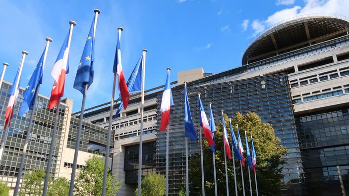 Budget : une «année blanche» rapporterait 5,7 milliards d'euros à l ...