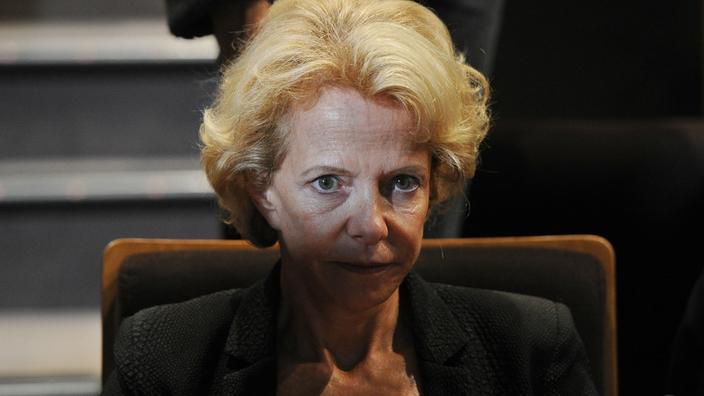 Législative partielle de Paris : la socialiste Frédérique Bredin ...