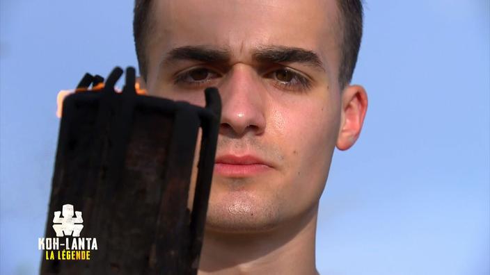 «Il s’était sérieusement entaillé la main» : l’incroyable destin de Sam ...