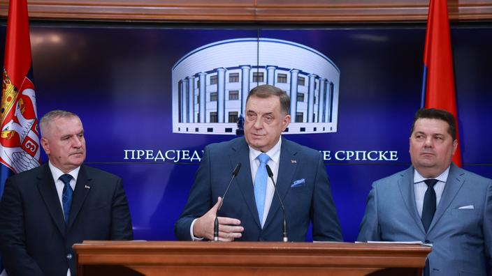 Crise en Bosnie : Radovan Viskovic, premier ministre de l’entité serbe, démissionne