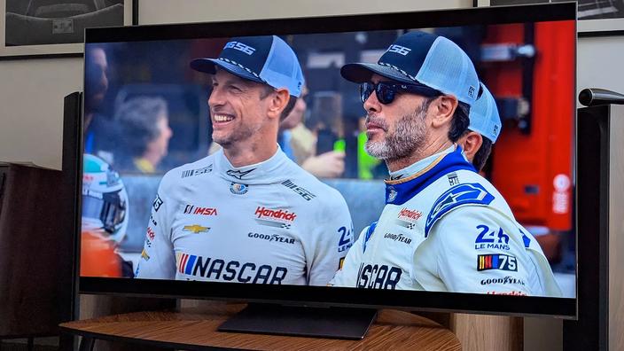 Elle ridiculise les TV OLED : la TCL 65Q8C, la Mini LED qui met tout le ...