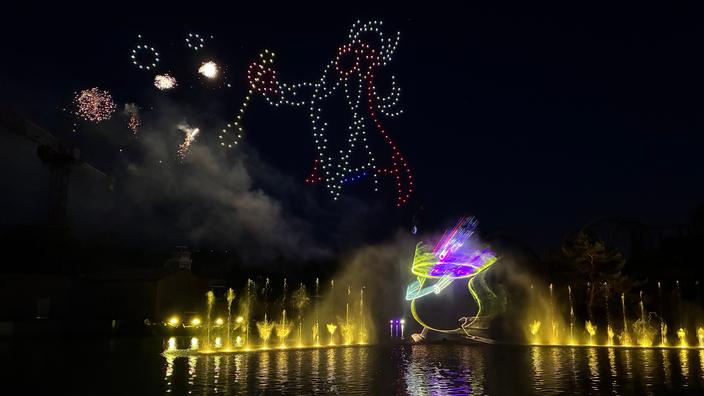 Parc Astérix : dans les coulisses du nouveau spectacle nocturne avec ...
